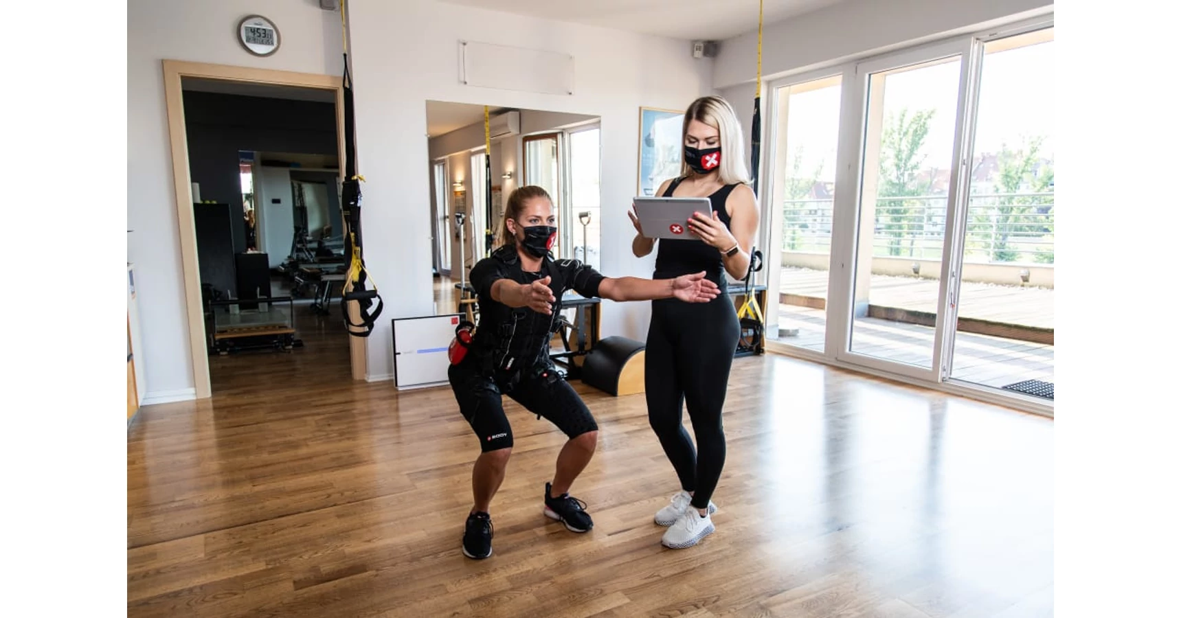 XBody GO EMS Training Package: Actiwear, Wave Suit, and More